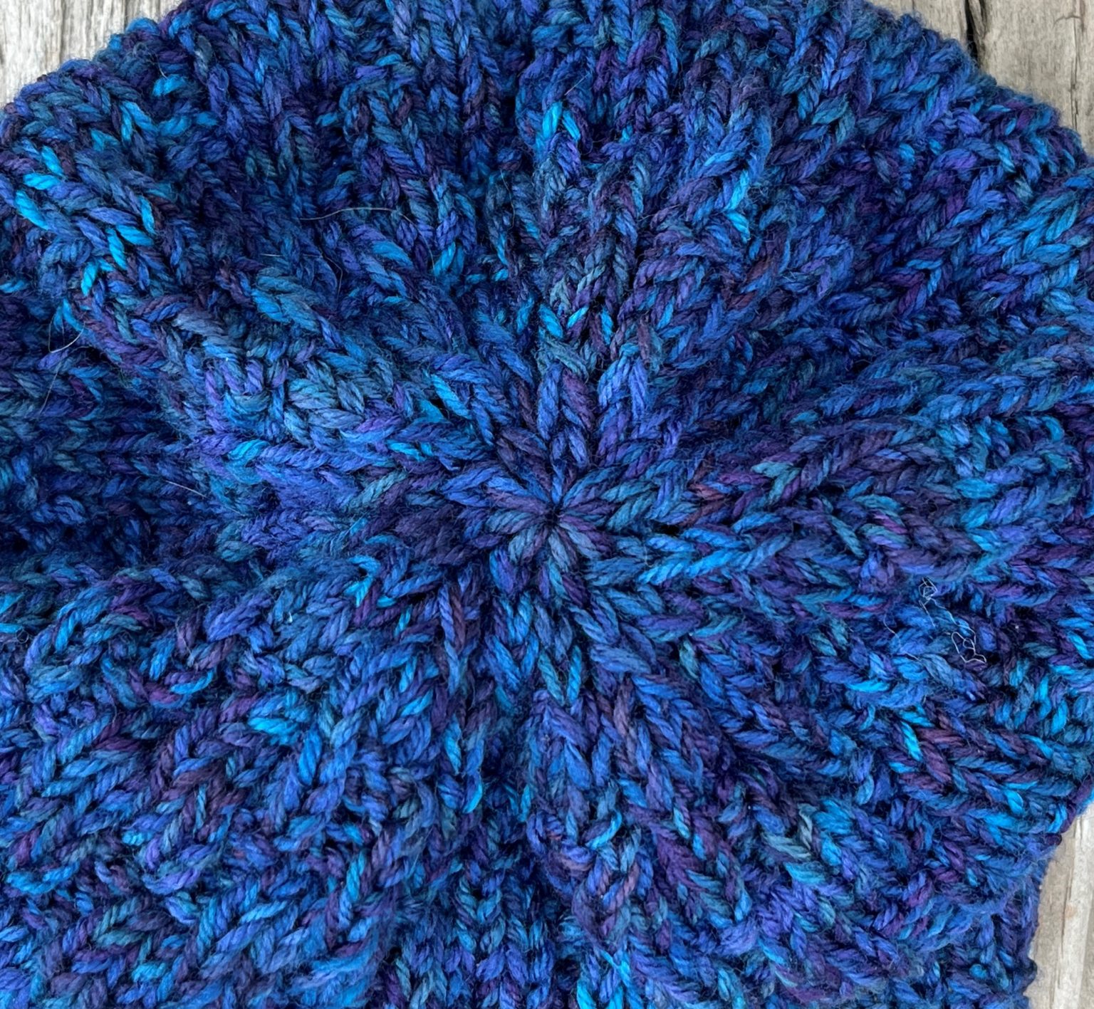 Swivel Hat [Knitting Pattern] - At Yarn's Length