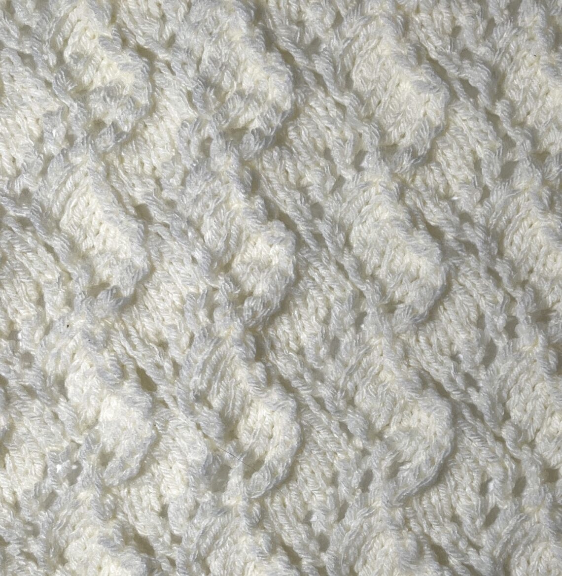 Traveling Vine Stitch [Knitting Stitch] - At Yarn's Length