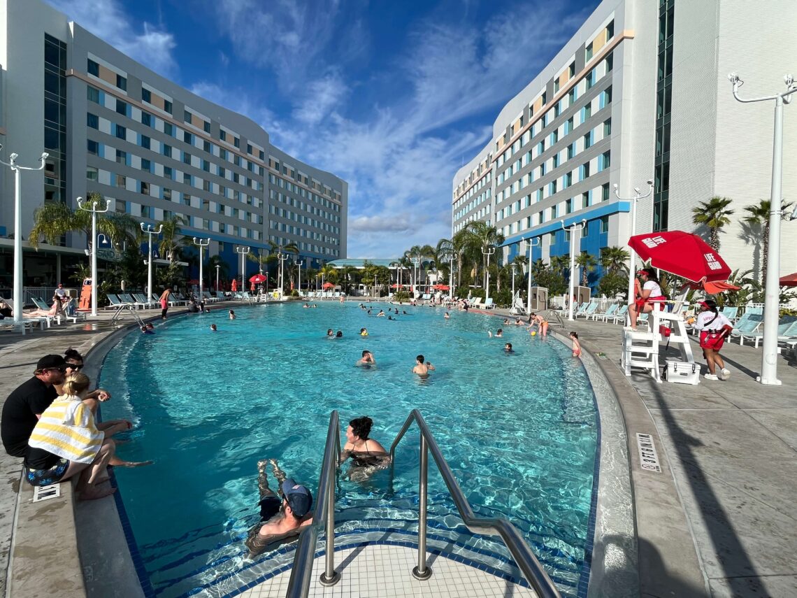 Surfside Inn & Suites at Universal's Endless Summer Resort - At Yarn's ...